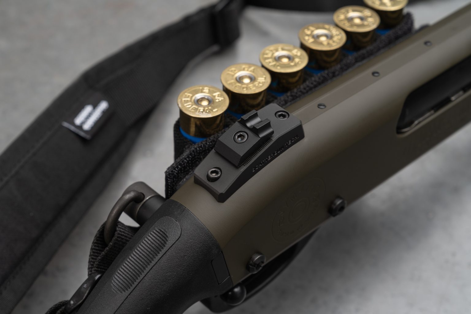 SYM-TAC Signature Model Vang Comp 870 - Vang Comp