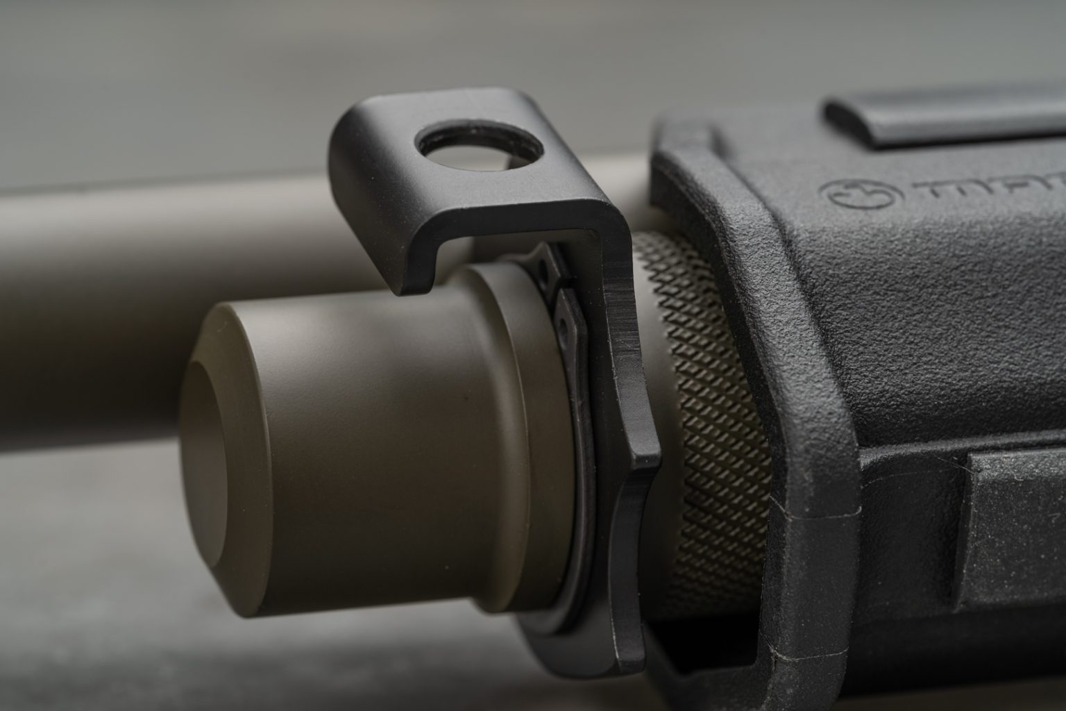 SYM-TAC Signature Model Vang Comp 870 - Vang Comp